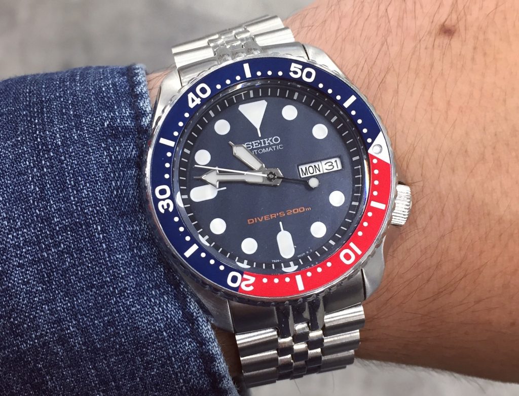 Seiko SKX175 Automatic Dive Watch Review - WatchReviewBlog