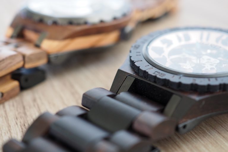 The Manufacturing Process and Artistic Design of Wood Watches ...