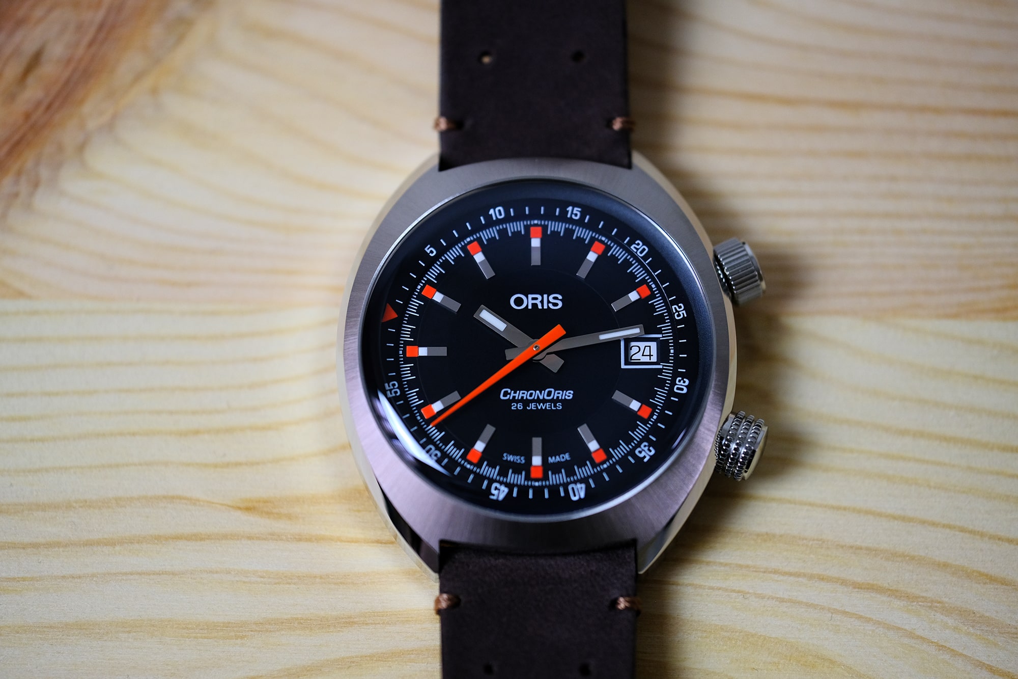 Oris Chronoris Date 39mm Black Dial Watch Review - WatchReviewBlog