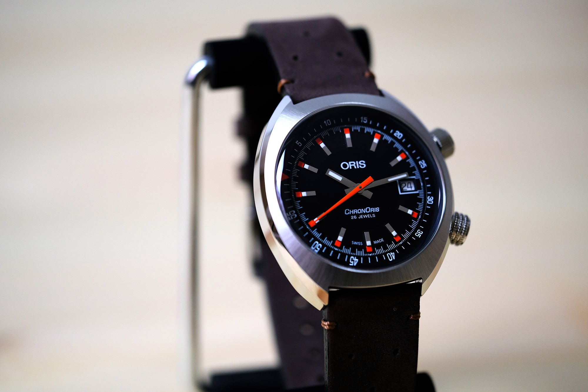 Oris Chronoris Date 39mm Black Dial Watch Review - WatchReviewBlog