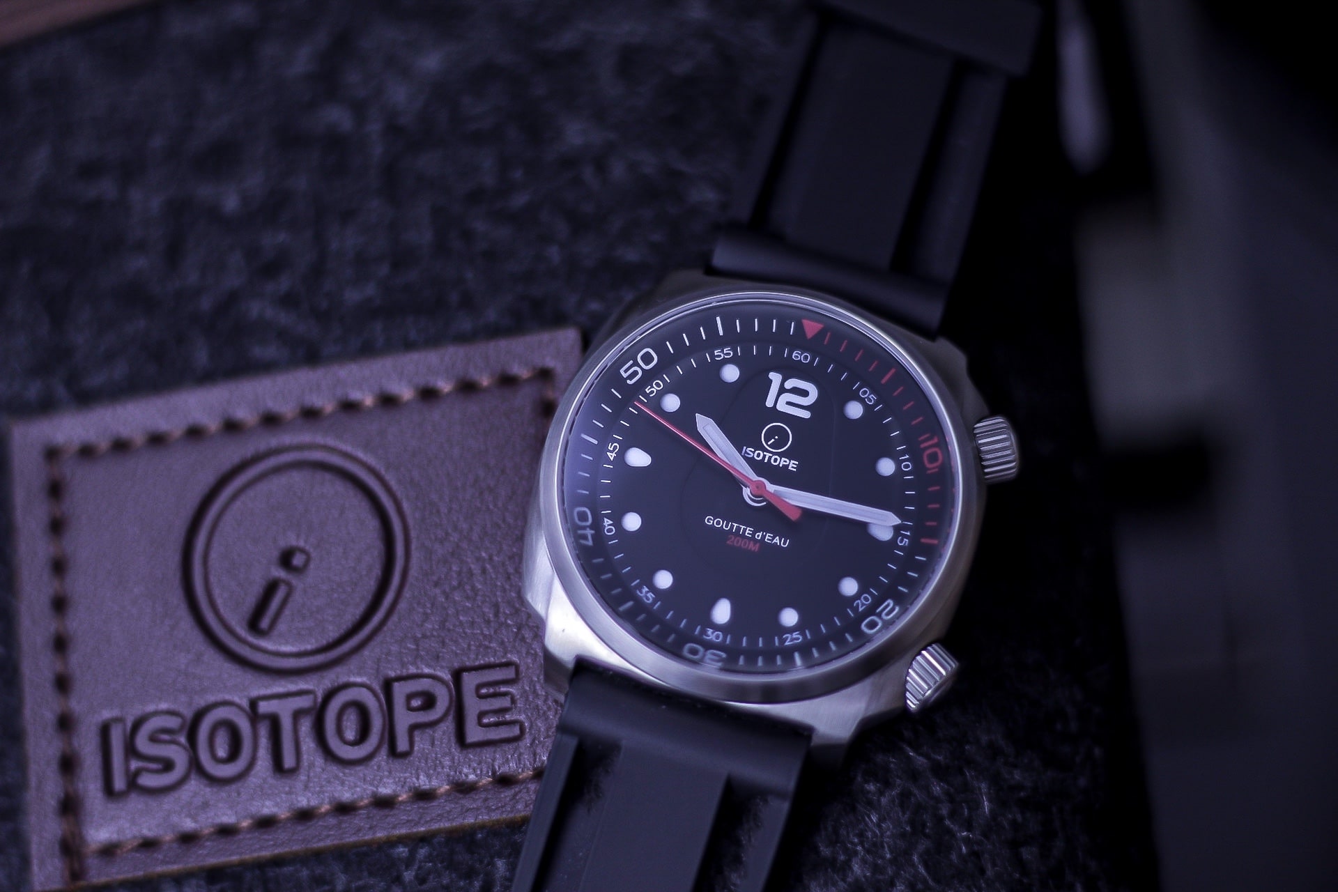 Isotope Goutte d’Eau Orange Watch Review - WatchReviewBlog