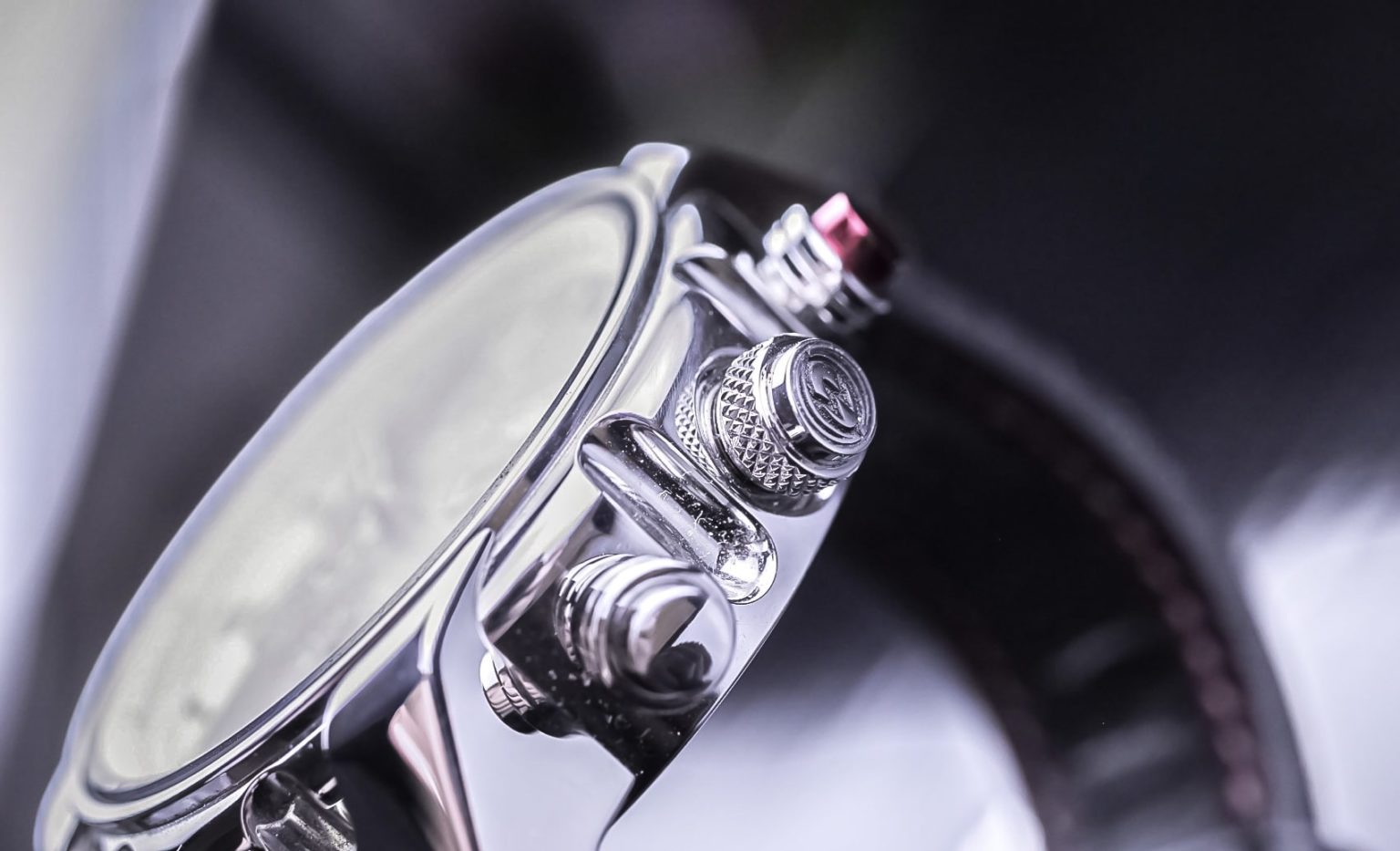 Zero West CR-1 Cafe Racer 1950s Chronograph Watch Review - WatchReviewBlog