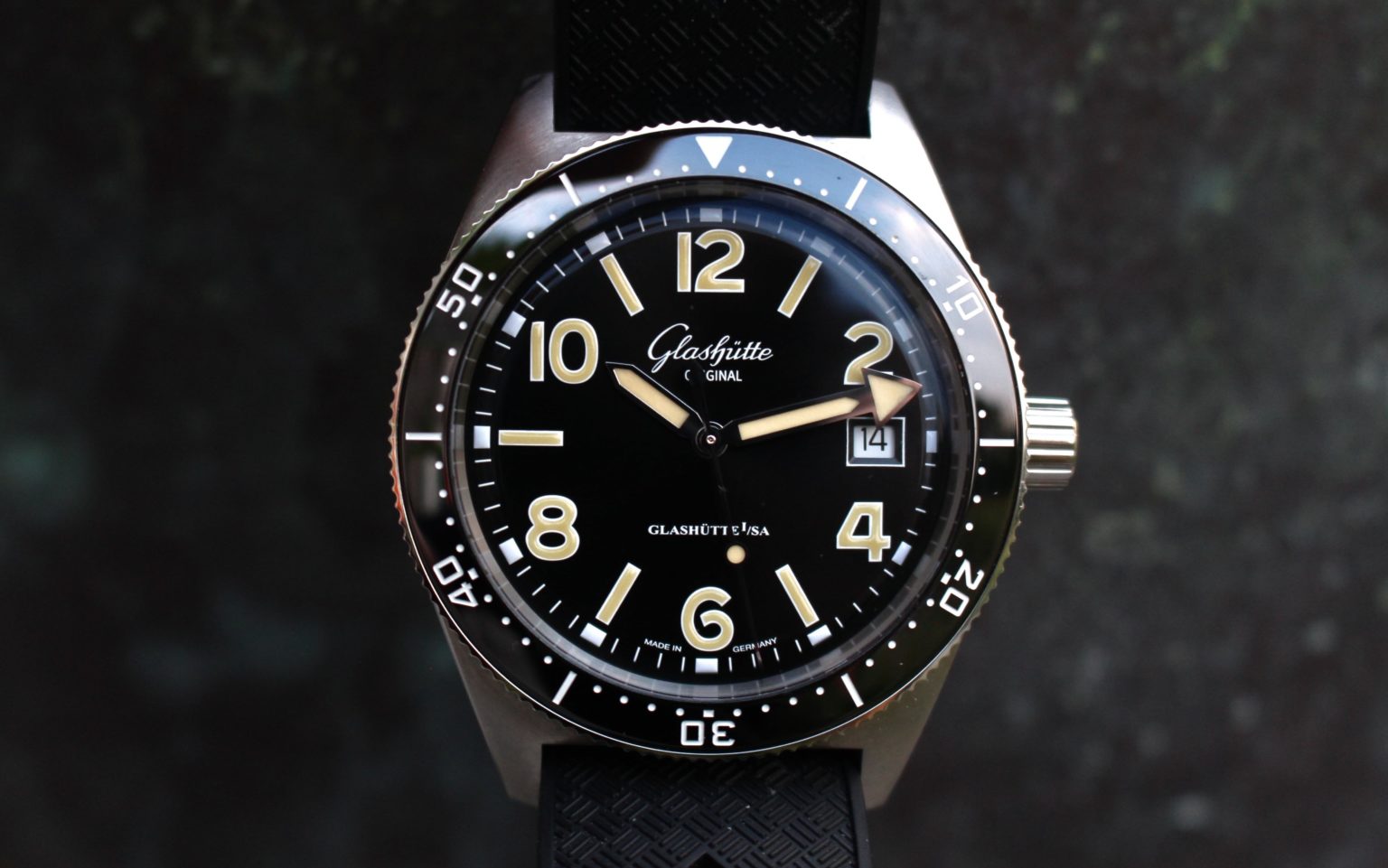 Glashütte Original SeaQ Watch Review - WatchReviewBlog