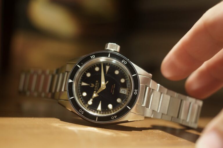 Lorier Neptune Series IV Watch Review - WatchReviewBlog