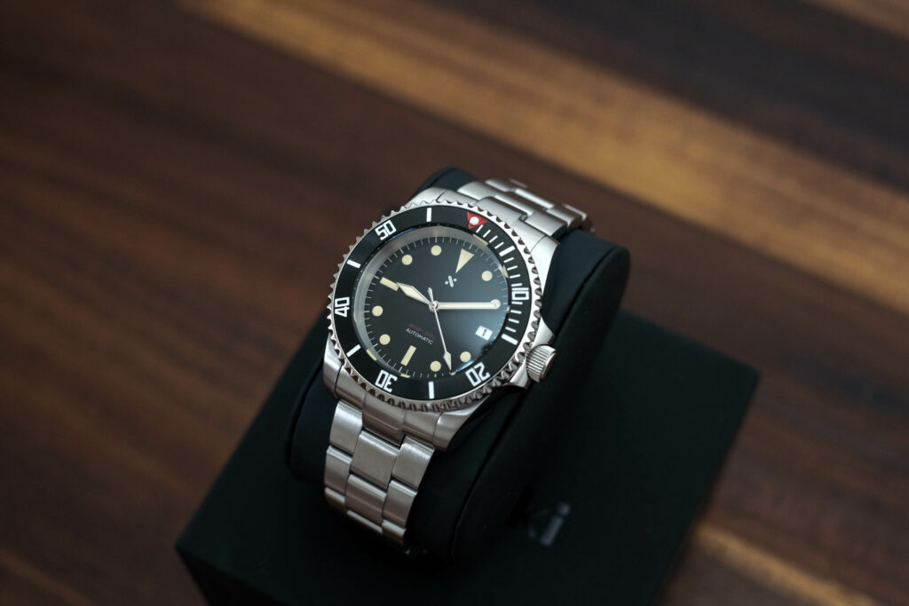 Namoki NMK05 Vintage Sub Automatic 40mm Watch Review - WatchReviewBlog