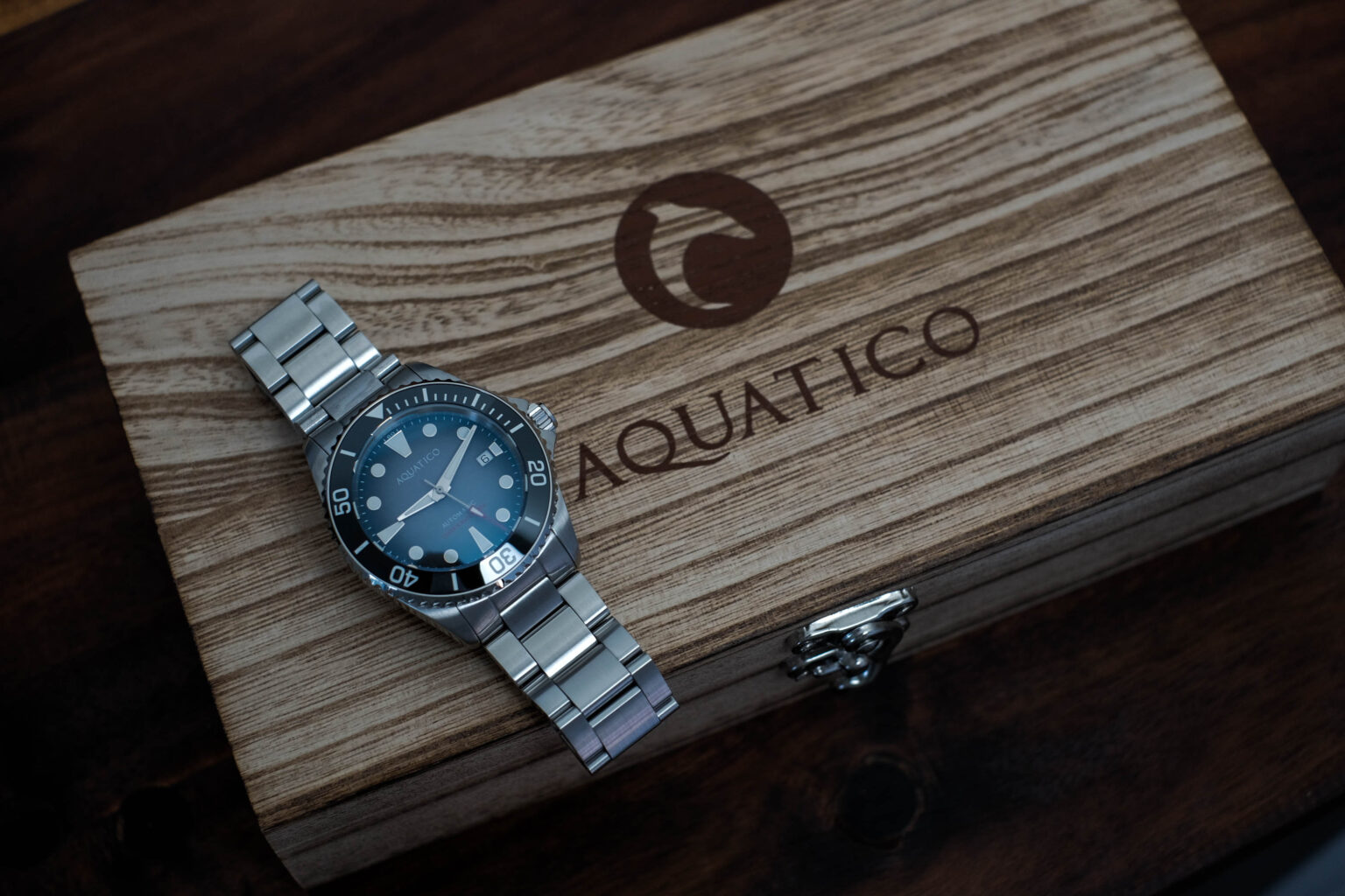 Aquatico Ocean Star Automatic Watch Review - WatchReviewBlog