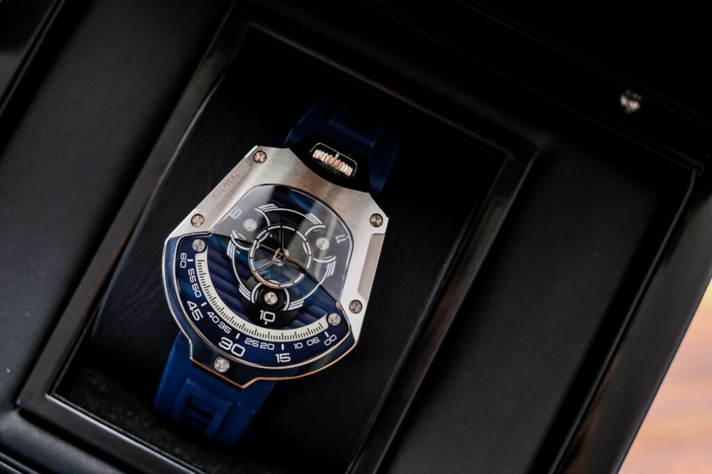 Atowak Spaceship Watch Review - WatchReviewBlog