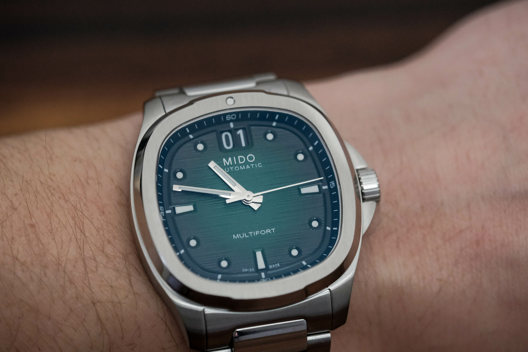 Mido Multifort TV Big Date: An In-Depth Review - WatchReviewBlog