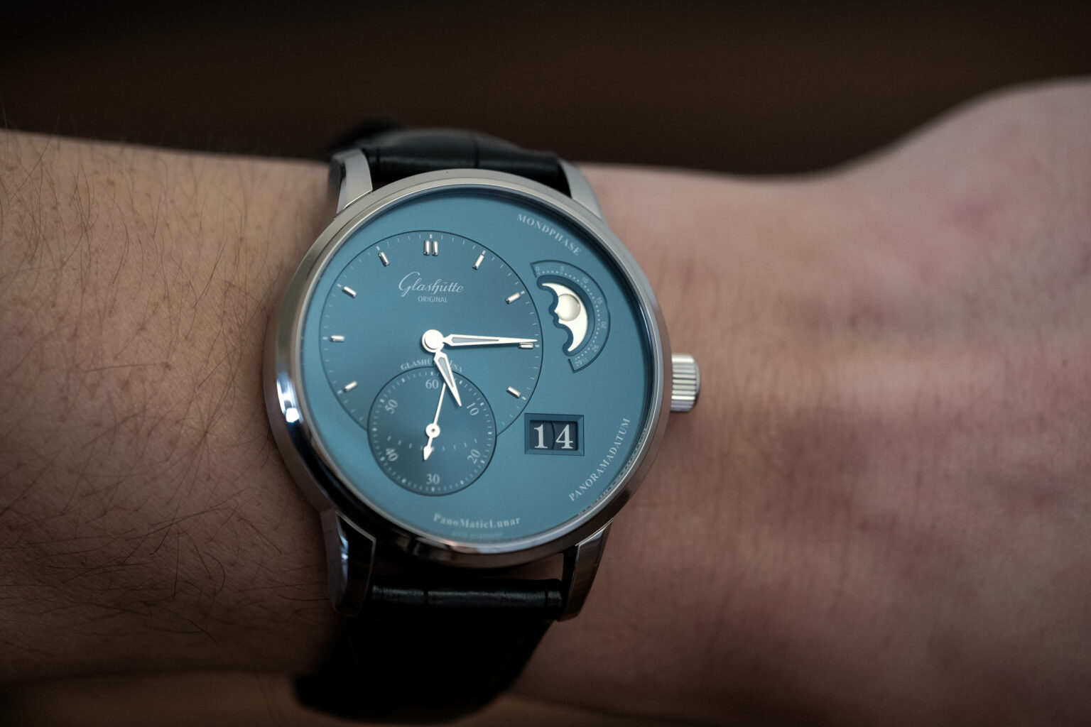 Hands-On: The German Moon-Phase Glashütte Original PanoMaticLunar ...
